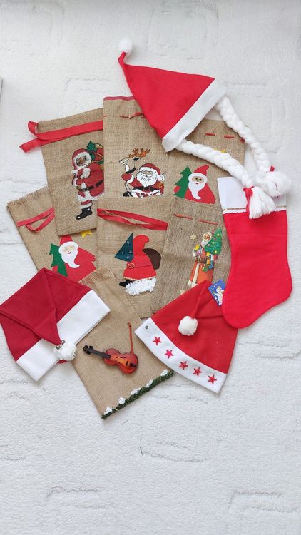 7 Jutensäcke Samichlaus& 3 Weihnachtsmütze& 1 Weihnachtsocke (Gebraucht ...