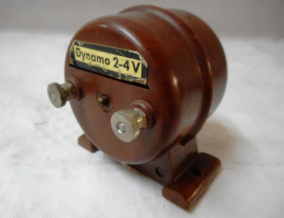 Dampfmaschine Wilesco Dynamo M66 Bakelit (Gebraucht) in Hefenhofen für ...