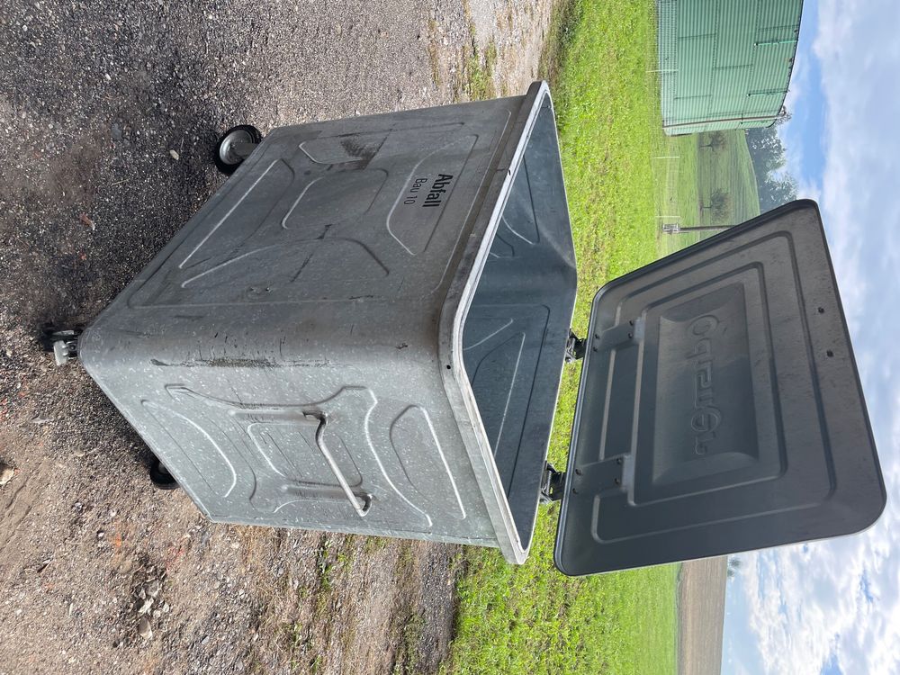 800 lt. Abfall Container (Gebraucht) in für CHF 160 – nur Abholung auf ...