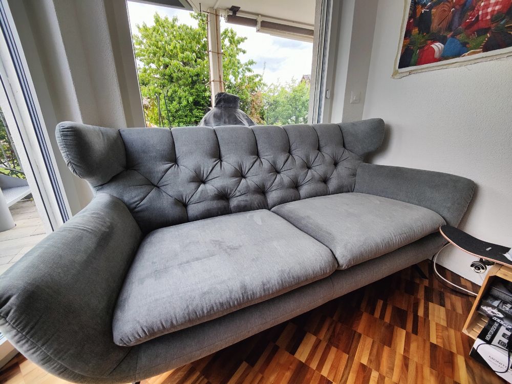Modernes 2er Sofa im Topzustand (Neu (gemäss Beschreibung)) in ...