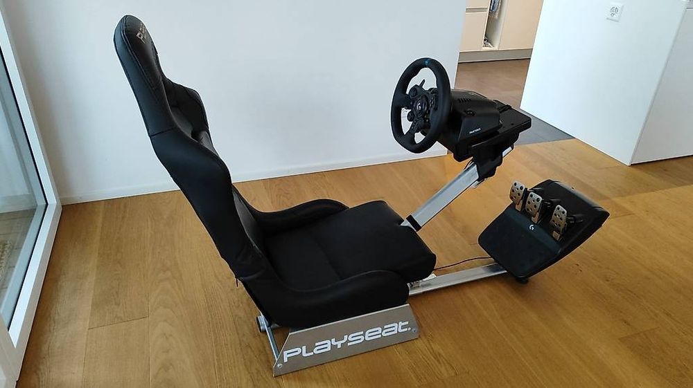LOGITECH G923 True Force mit Playseat Racing Rig | Kaufen auf Ricardo