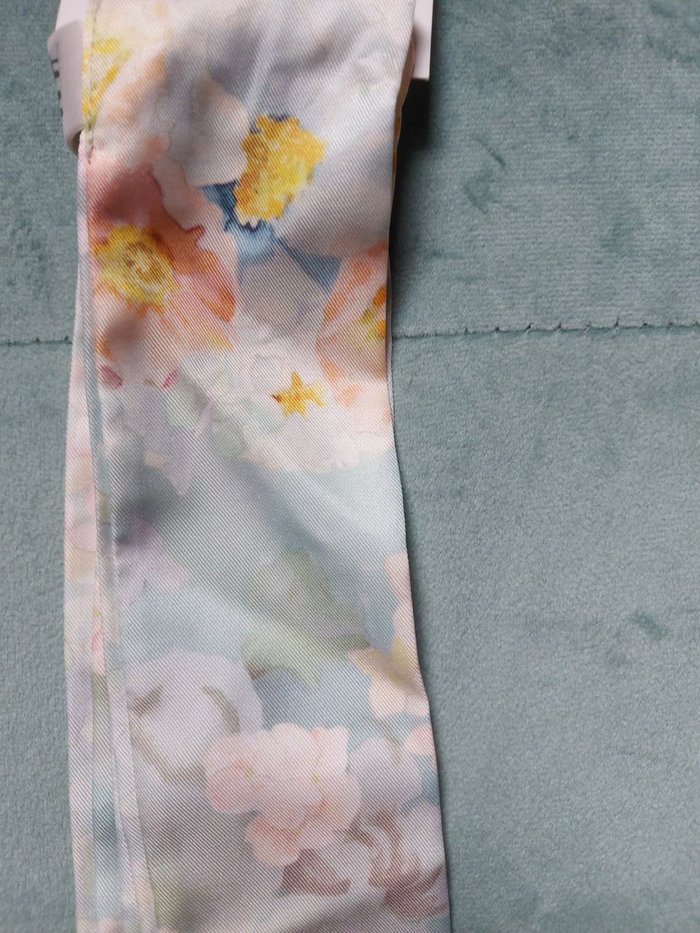 Lot de 4 foulards bandeau (Neuf avec emballage d'origine) à Le Mont ...