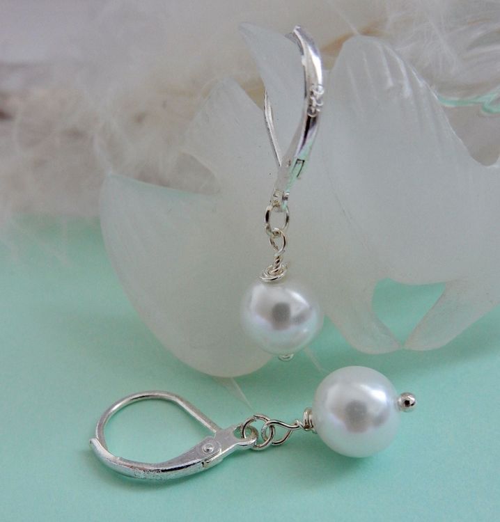 Ohrringe aus Perlen (Neu und originalverpackt) in Allschwil für CHF 2 – mit Lieferung auf ...