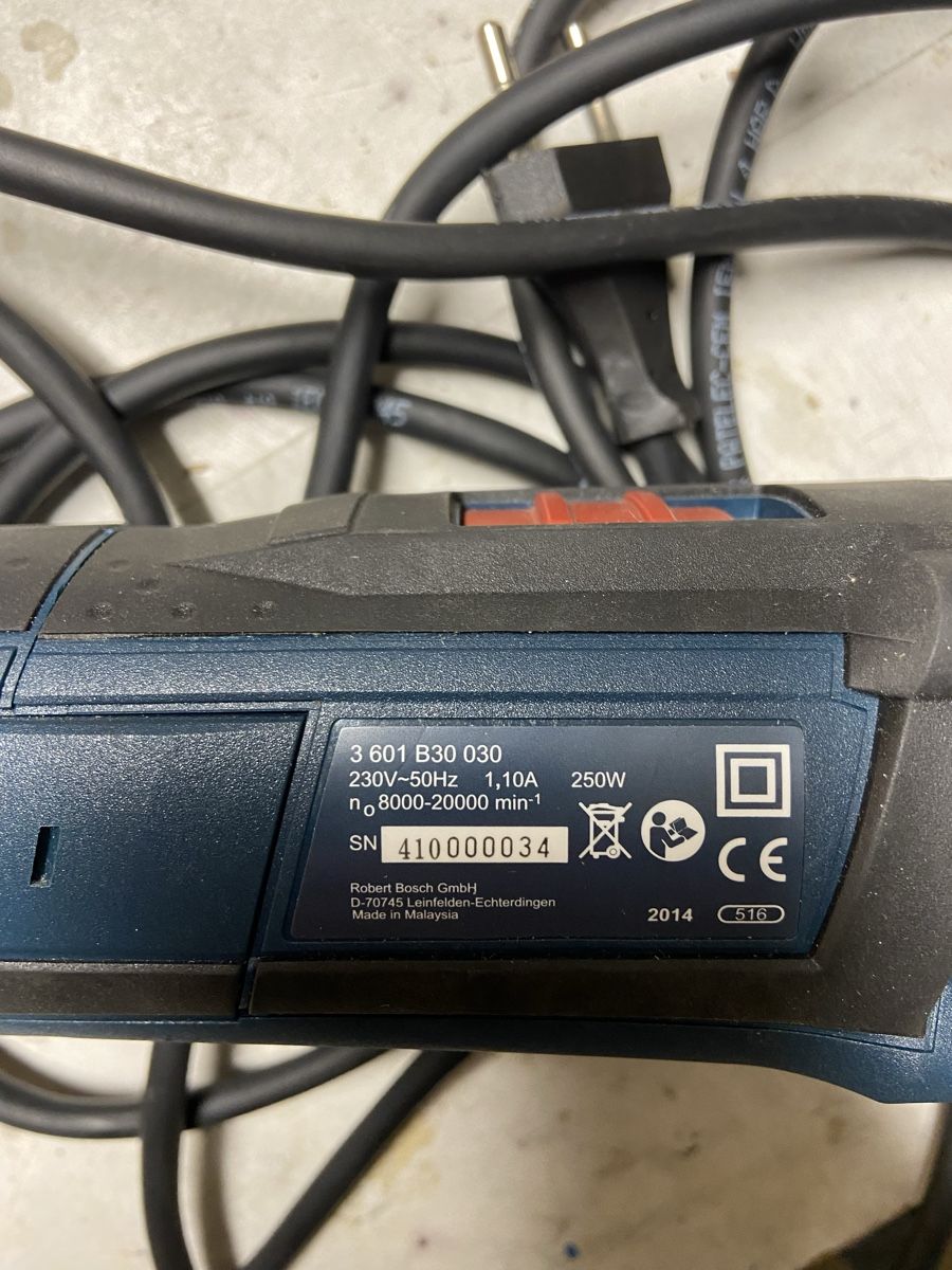 Bosch GOP 250 CE Professional – Multifunktionswerkzeug – 250 (Neu ...