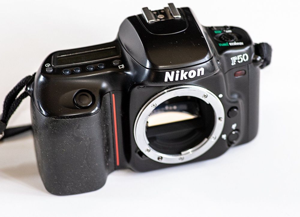 Eine Nikon F50, (USA N50) schwarz (Gebraucht) in Sitterdorf für CHF 22 ...