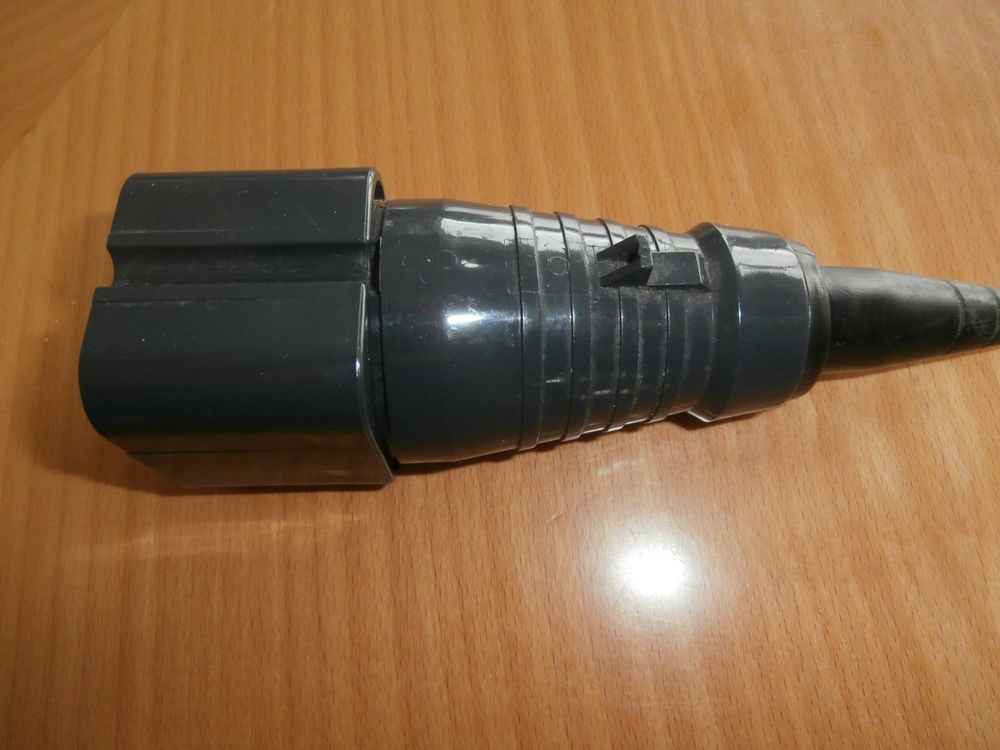 J15 Stecker 4 polig | Kaufen auf Ricardo