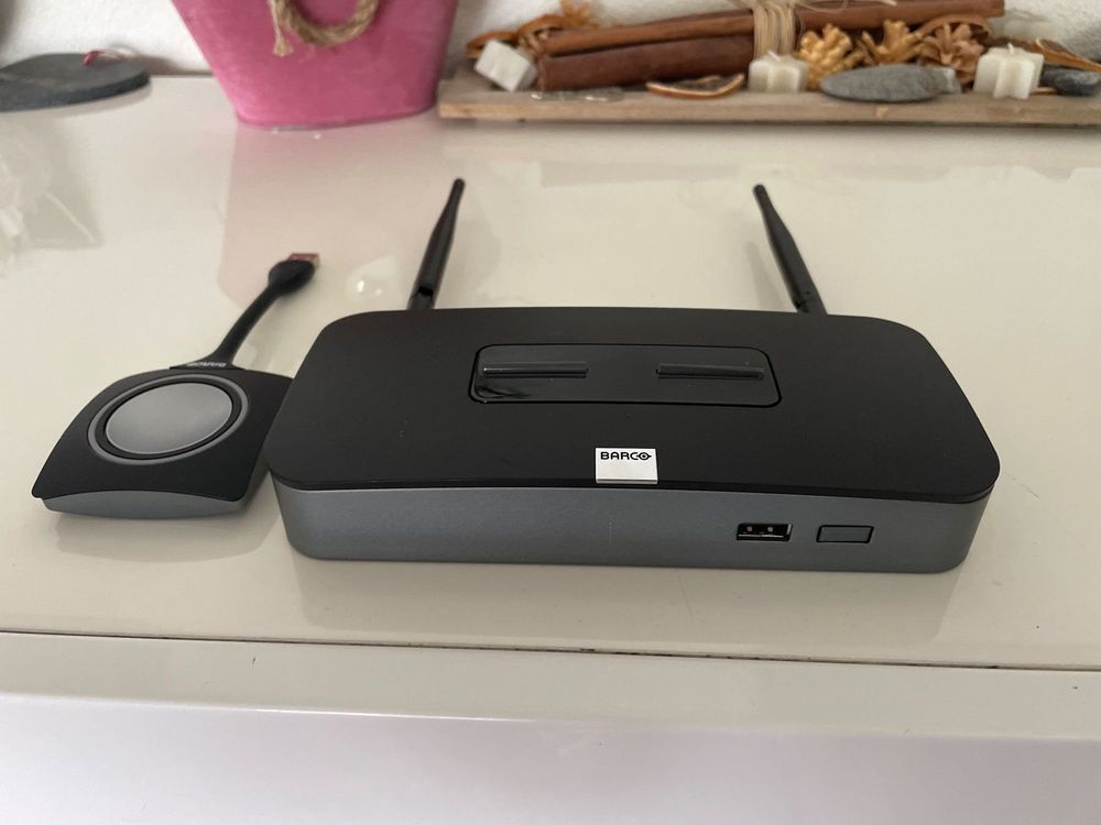 ClickShare CSM‑1 mit 1 Dongle mit Netzteil (Gebraucht) in Adlikon b ...