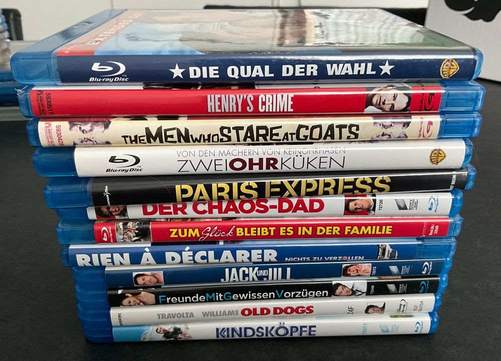Komödien 12 Blu-Ray's ab 1.- (Gebraucht) in Winterthur für CHF 1 – mit Lieferung auf Ricardo kaufen