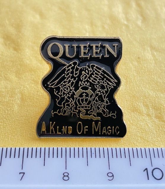 Queen Pin (Gebraucht) in Oberengstringen für CHF 2 – mit Lieferung auf ...