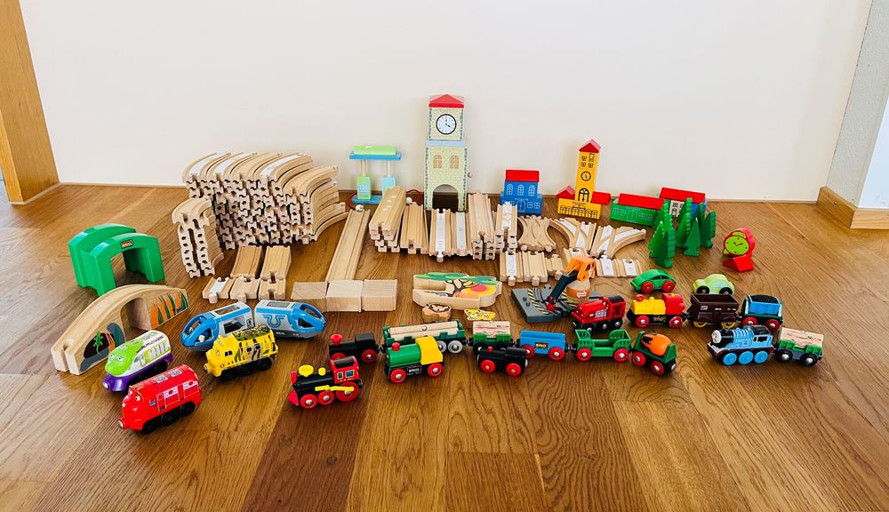 Riesen Original Brioeisenbahn mit viel Zubehör (Gebraucht) in für CHF ...