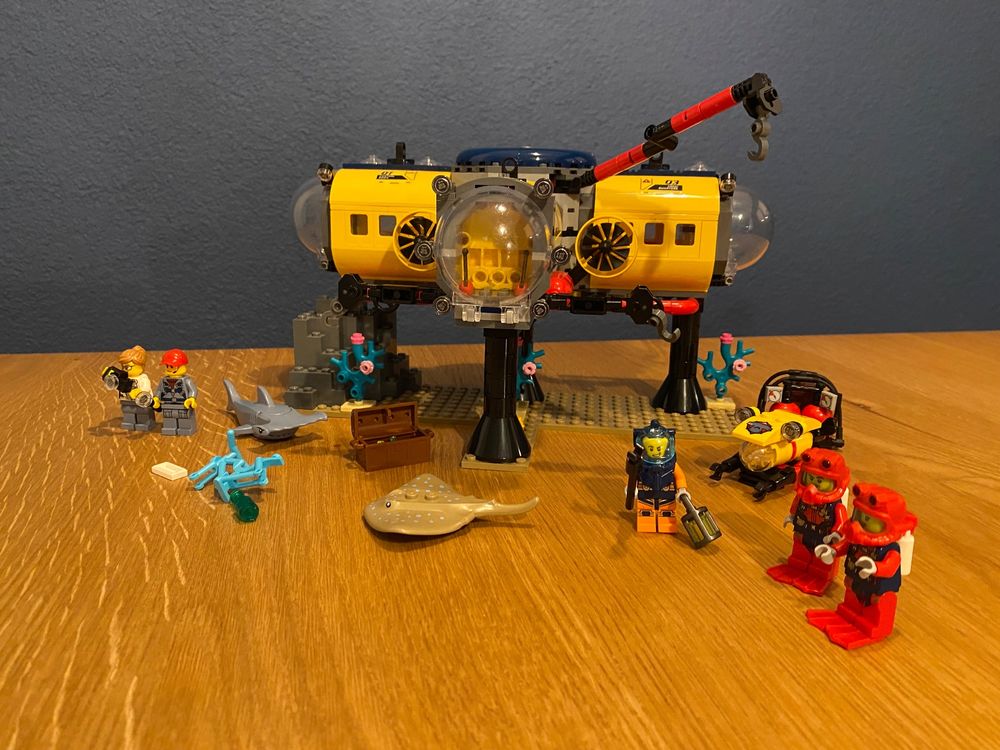 LEGO Set U-Boot (60263) und Meeresforschungsbasis (60265) (Gebraucht ...