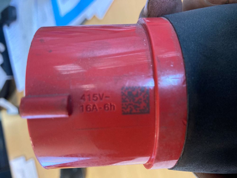 16A 3-phase Red Gen1 UMC Charger Adapter 1024110-02-A Tesla | Acheter ...