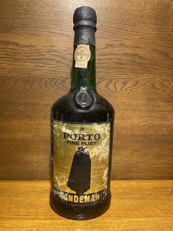 Sandeman Porto Fine Ruby, Old bottle Portwein Portugal (Neu und originalverpackt) in Muttenz für ...