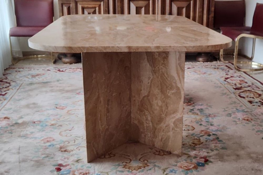 Marmor-Esstisch aus „breccia oniciata“-Marmor | Kaufen auf Ricardo