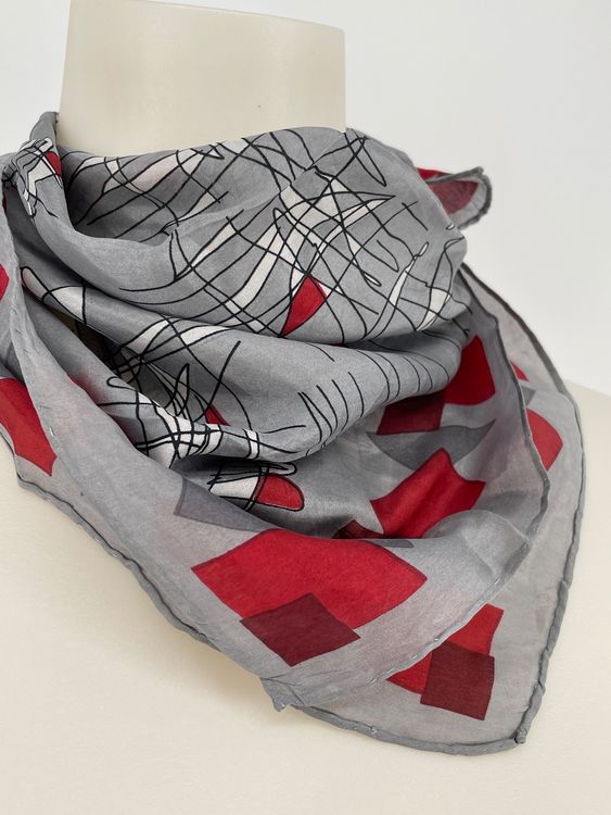 Foulard (Gebraucht) in Auenstein für CHF 5 – mit Lieferung auf Ricardo ...