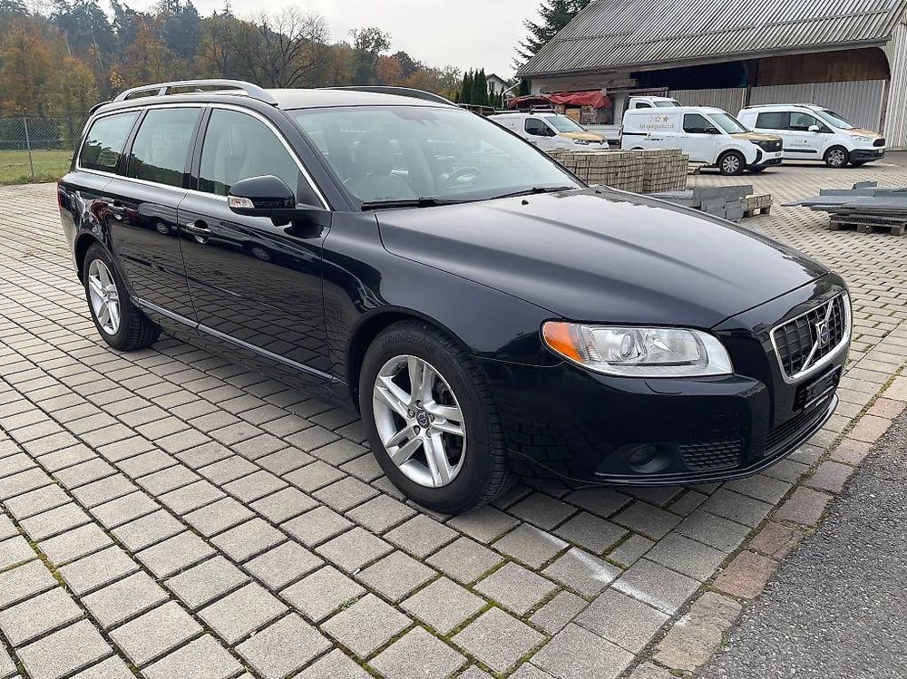 VOLVO V70 D5 Summum Geartronic (Gebraucht) in Bülach für CHF 4290 – nur ...