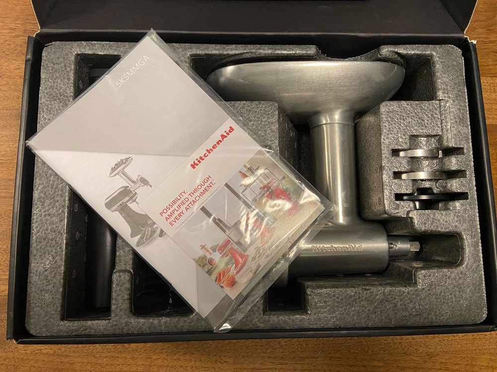 KitchenAid 5KSMMGA Fleischwolf Metall - Neuwertig | Kaufen auf Ricardo