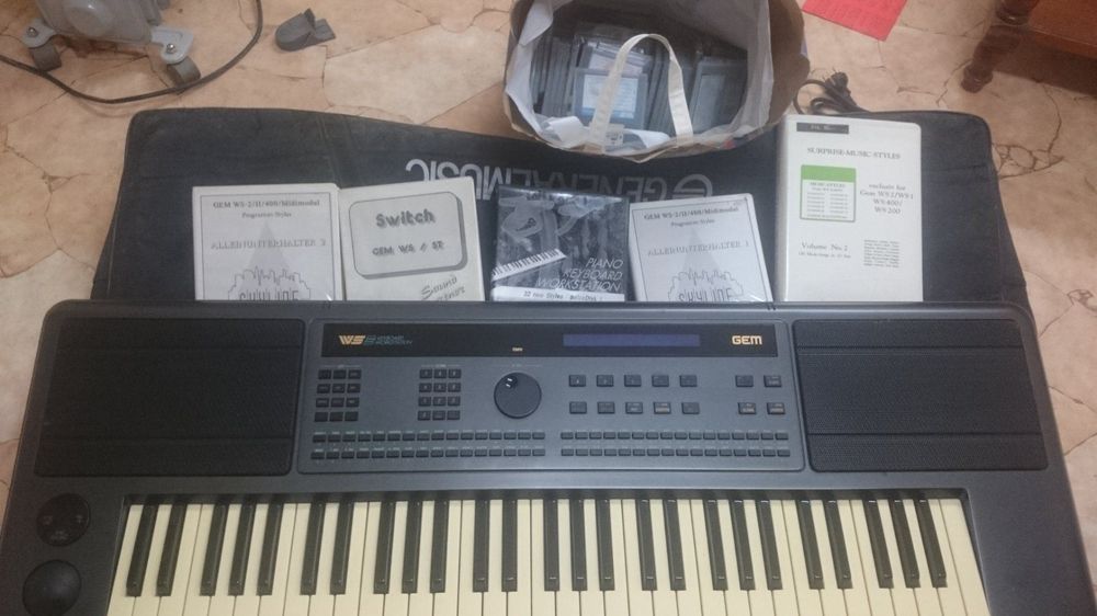 Keyboard Workstation GEM | Kaufen auf Ricardo