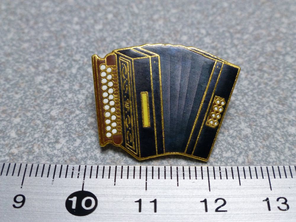 PIN PINS MUSIK Handorgel Ziehharmonika Harmonika | Kaufen auf Ricardo