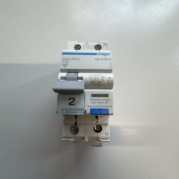 Hager Fehlerstromschutzschalter FI/LS 13A 30mA ADA913C | Kaufen auf Ricardo