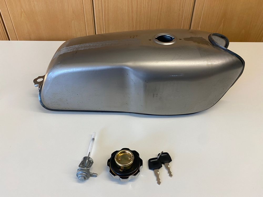 Custom Tank Cafe Racer Benzintank / RD 50 / BMW (Neu (gemäss ...