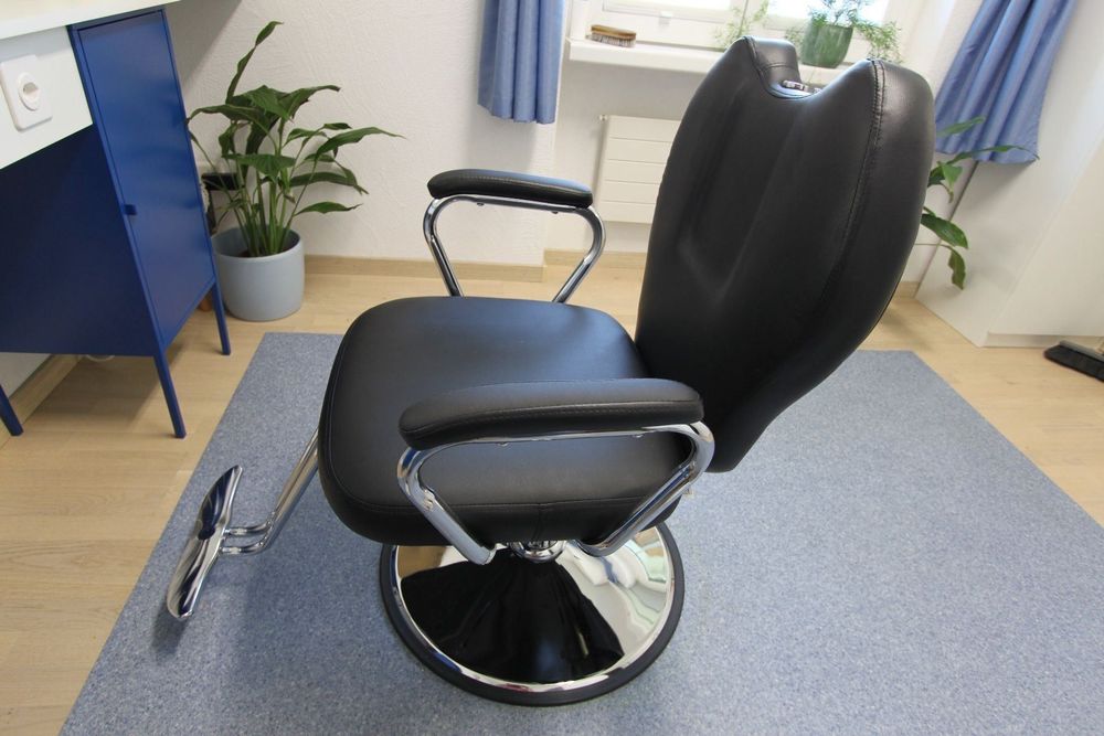 Coiffeurstuhl (Gebraucht) in Wallisellen für CHF 185 – mit Lieferung auf Ricardo kaufen