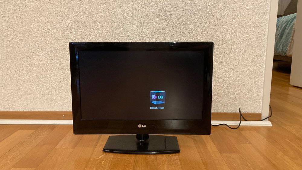 Lg TV 19 Zoll schwarz | Kaufen auf Ricardo
