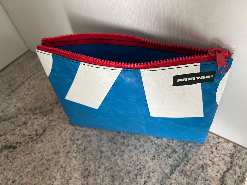 Freitag F07 Chuck - Pouch Medium Neu (Gebraucht) in frauenfeld für CHF 39 – mit Lieferung auf ...