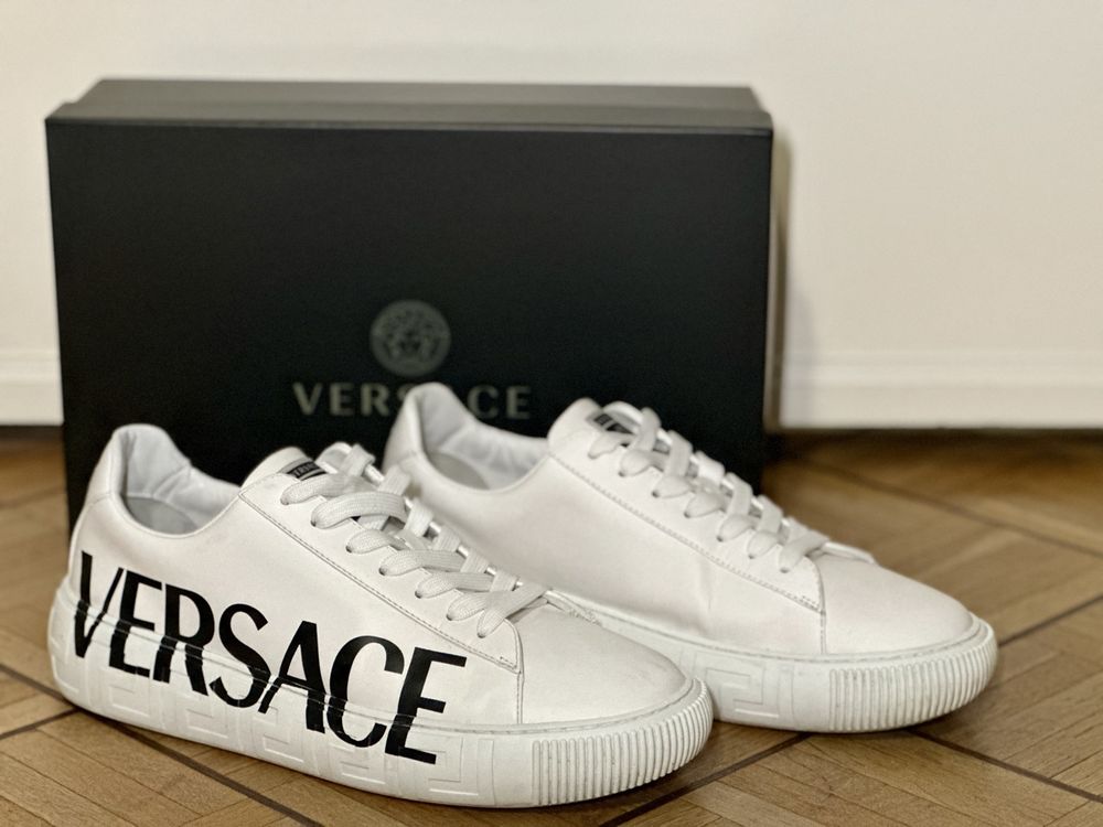 Versace Greca Sneakers (Gebraucht) in Genève für CHF 95 – mit Lieferung ...