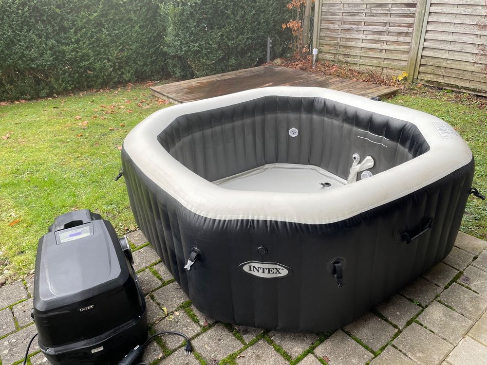 Wirlpool Intex PureSpa Bubble Deluxe Massage | Kaufen auf Ricardo