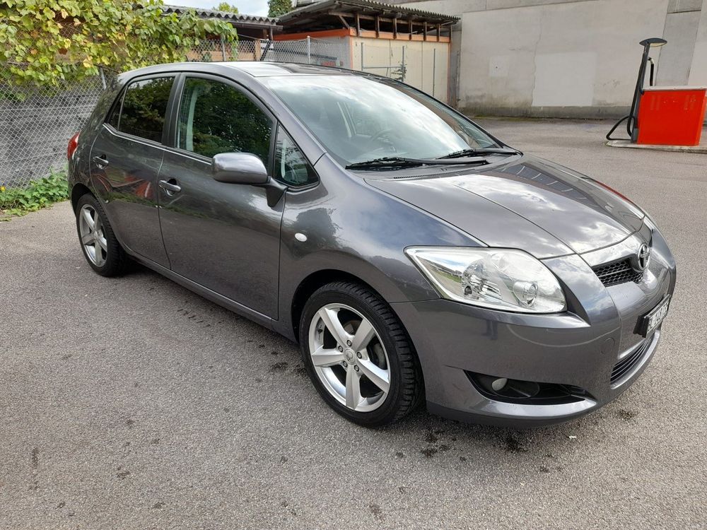 Toyota Auris 1,6 Benzin, CH-Fahrzeug, 1. Hand, 8-fach Reifen (Gebraucht) in Sissach für CHF 4200 ...