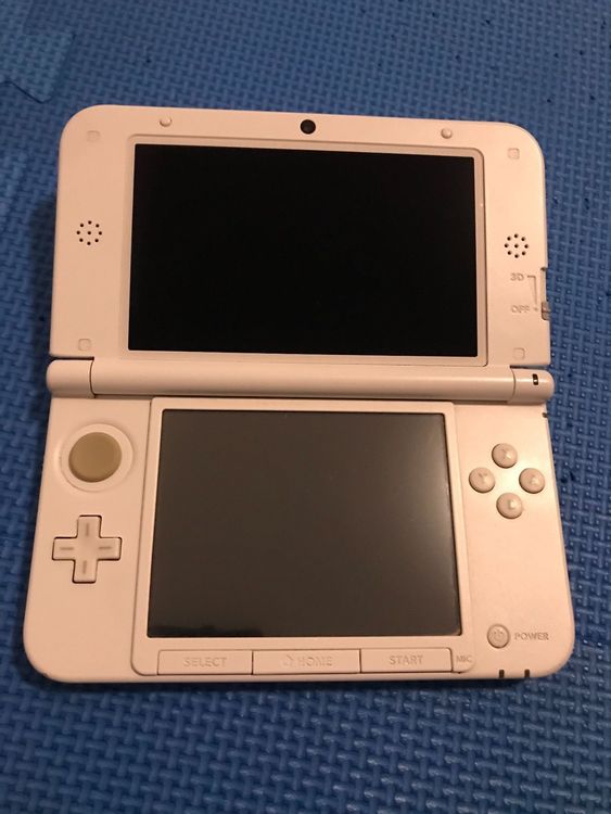 Nintendo 3DS XL weiss mit Hülle und Ladekabel (Gebraucht) in Gossau SG ...