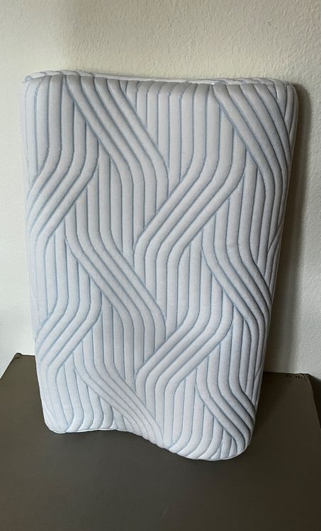 TEMPUR Shape SmartCool™ Kissen, Grösse S (Gebraucht) in Zürich für CHF ...