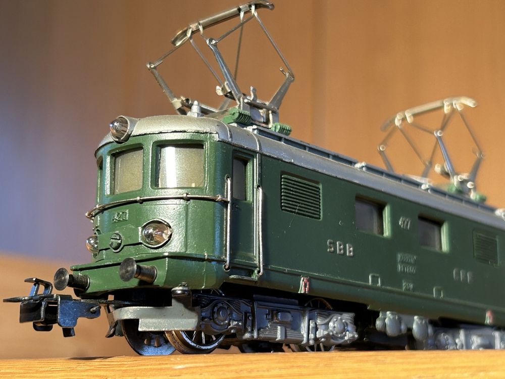 Märklin HO 3014 SBB E-Lok Re 4/4 I, 427 (Gebraucht) in Nesslau für CHF 53 – mit Lieferung auf ...