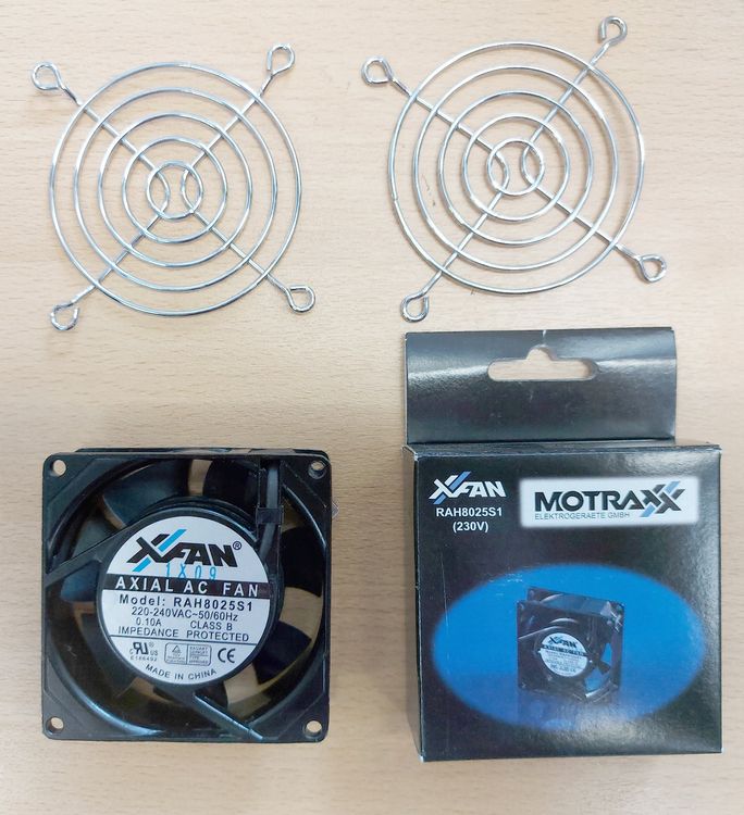 Axialventilator, Lüfter 230V/AC mit 2 Lüftergittern (Gebraucht) in ...