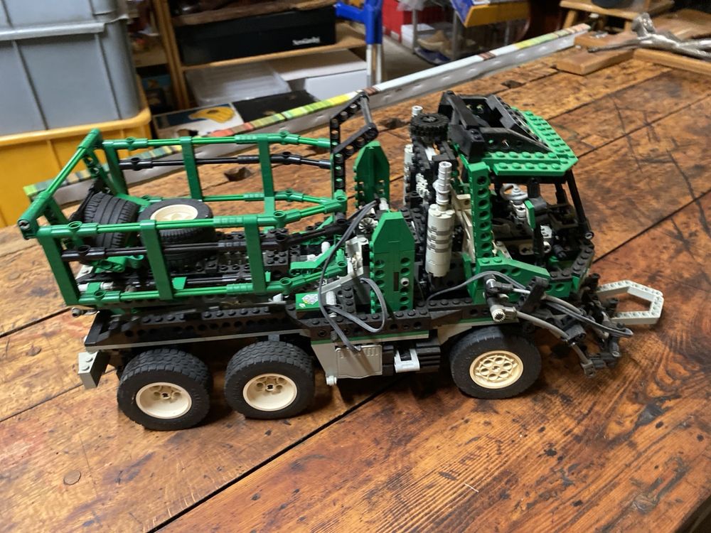 Camion LEGO Technic 8460 usato (Gebraucht) in Capolago für CHF 15 – mit ...