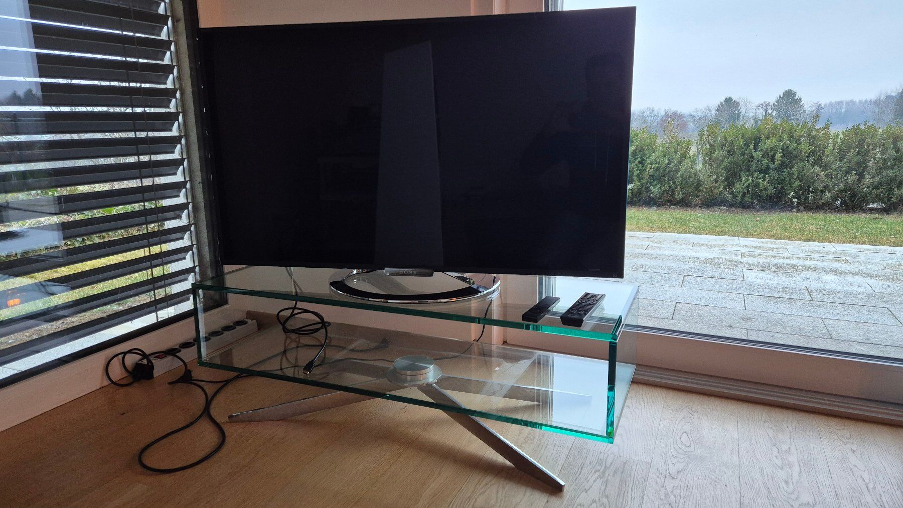 Sony Bravia KDL-46W905A + DVD/SACD Denon DVD 1930 + TV stand (D ...