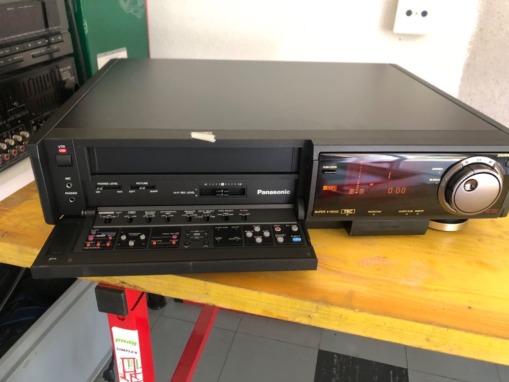 Panasonic NV-FS200 VHS Rekorder (Neu und originalverpackt) in affoltern ...