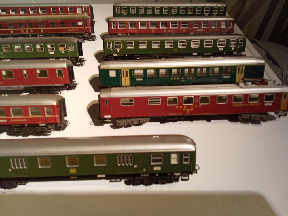 Lot Blechwagen/ Personenwagen Märklin HO (Defekt) in Mesocco für CHF 46 ...