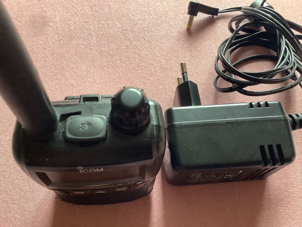 ICOM IC-R6 Funkscanner inkl. Programmierkabel (Gebraucht) in Unterseen ...