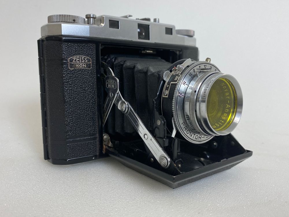 Antike Zeiss Ikon Mess 6x6 zusammenklappbare Kamera mit Fall (Gebraucht) in Meilen für CHF 69 ...