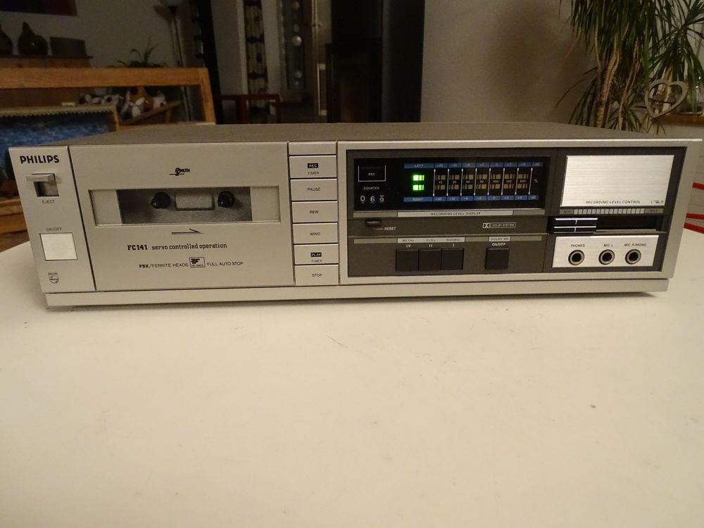 Philips FC141 Kassettendeck von ca. 1985, Original Silber (Gebraucht) in Kleinlützel für CHF 10 ...