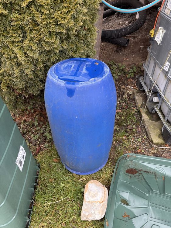 Blaues Fass 200L (Gebraucht) in Hefenhofen für CHF 5 – nur Abholung auf ...