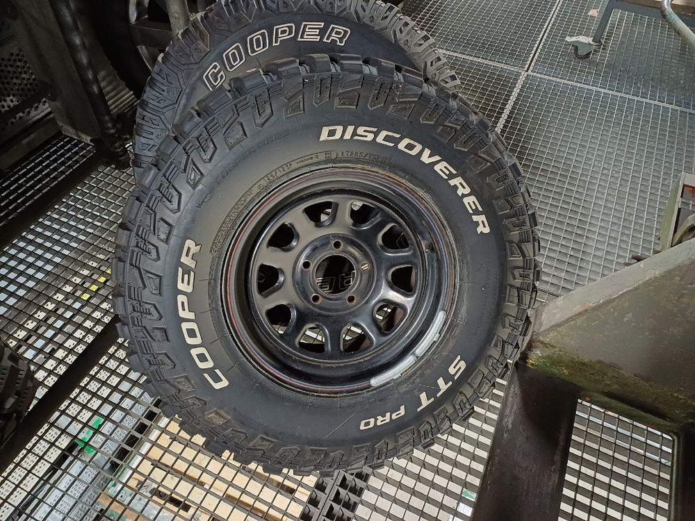 5x Jeep Wrangler Offroad Räder 285/75R 16 (Gebraucht) in Ottoberg für ...
