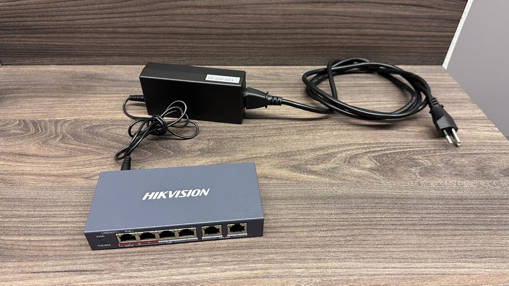HIK Vision POE Switch (Gebraucht) in Winterthur für CHF 4 – mit ...