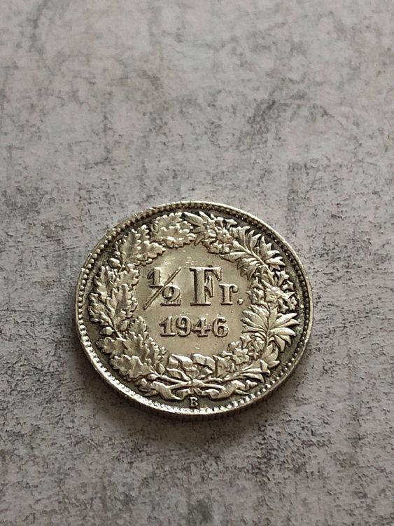 Schweiz 1/2 Franken 1946 Silber Rar (Gebraucht) in Flumenthal für CHF 1.6 – mit Lieferung auf ...