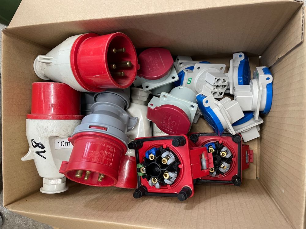 Einbausteckdosen Typ 23/25 CEE16 Stecker und Kupplungen (Gebraucht) in ...