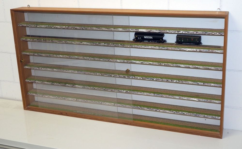 Vitrine für Modelleisenbahnen (D'occasion) à Herzogenbuchsee pour CHF ...