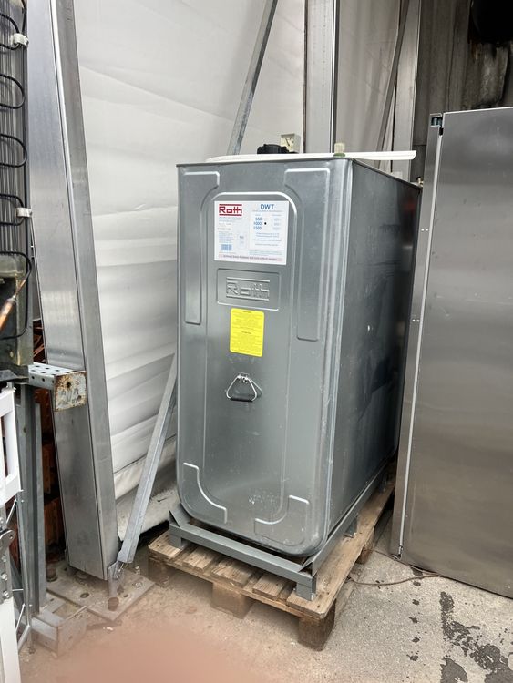 Roth DWT Heizöltank 1000l PE-HD Stahltank Auffangwanne (Gebraucht) in ...