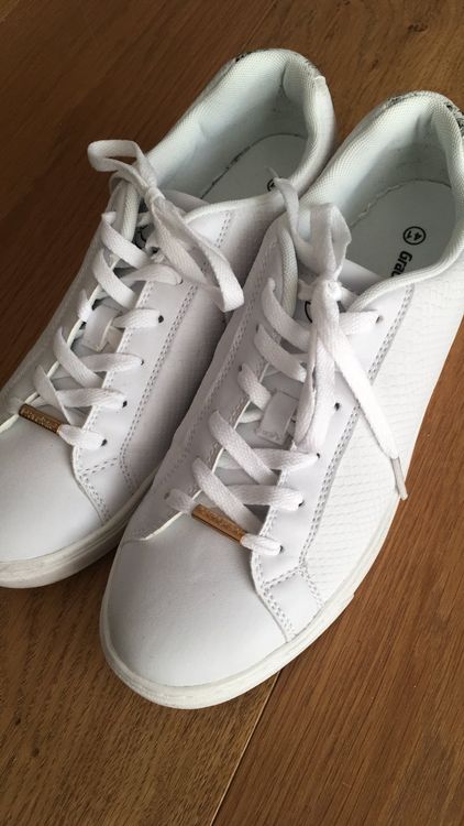 Sneakers | Kaufen auf Ricardo